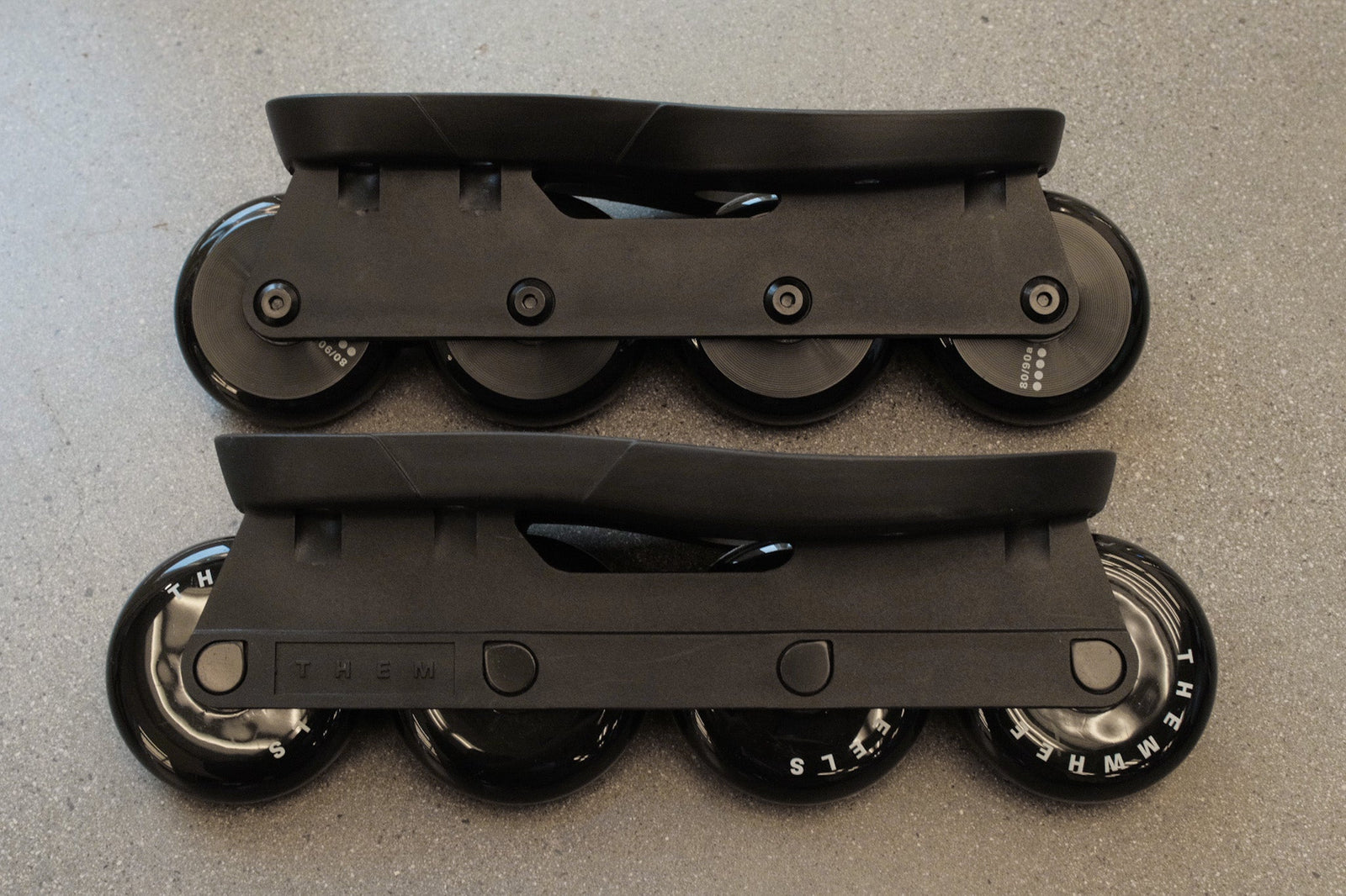 THEM SKATES 909 80S BLACK - CHASSIS KIT